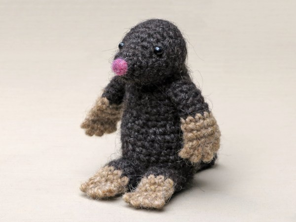 Moser, a crochet mole pattern