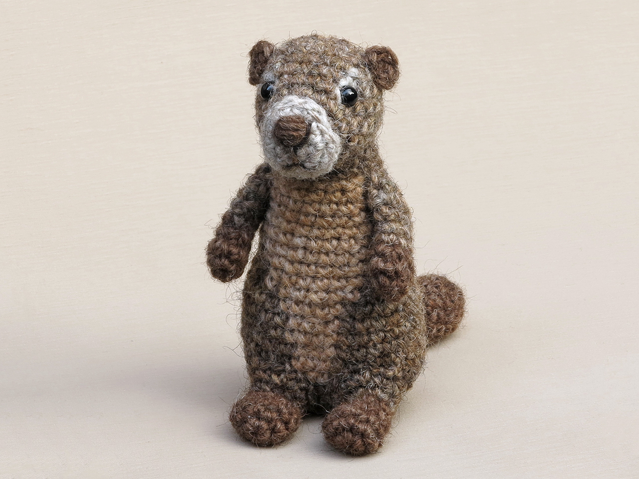 Monty, crochet marmot aka groundhog, woodchuck or whistle pig pattern