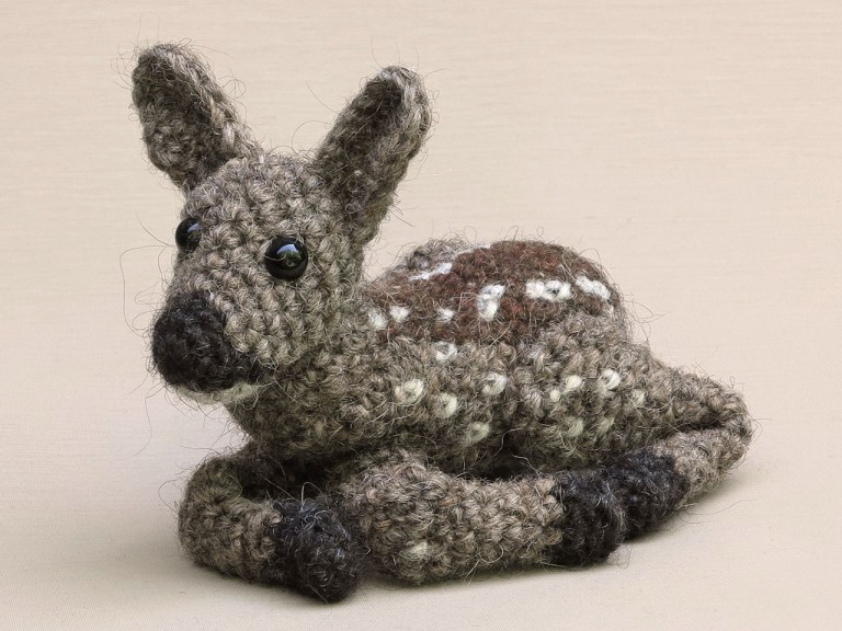 Munchie, crochet fawn pattern